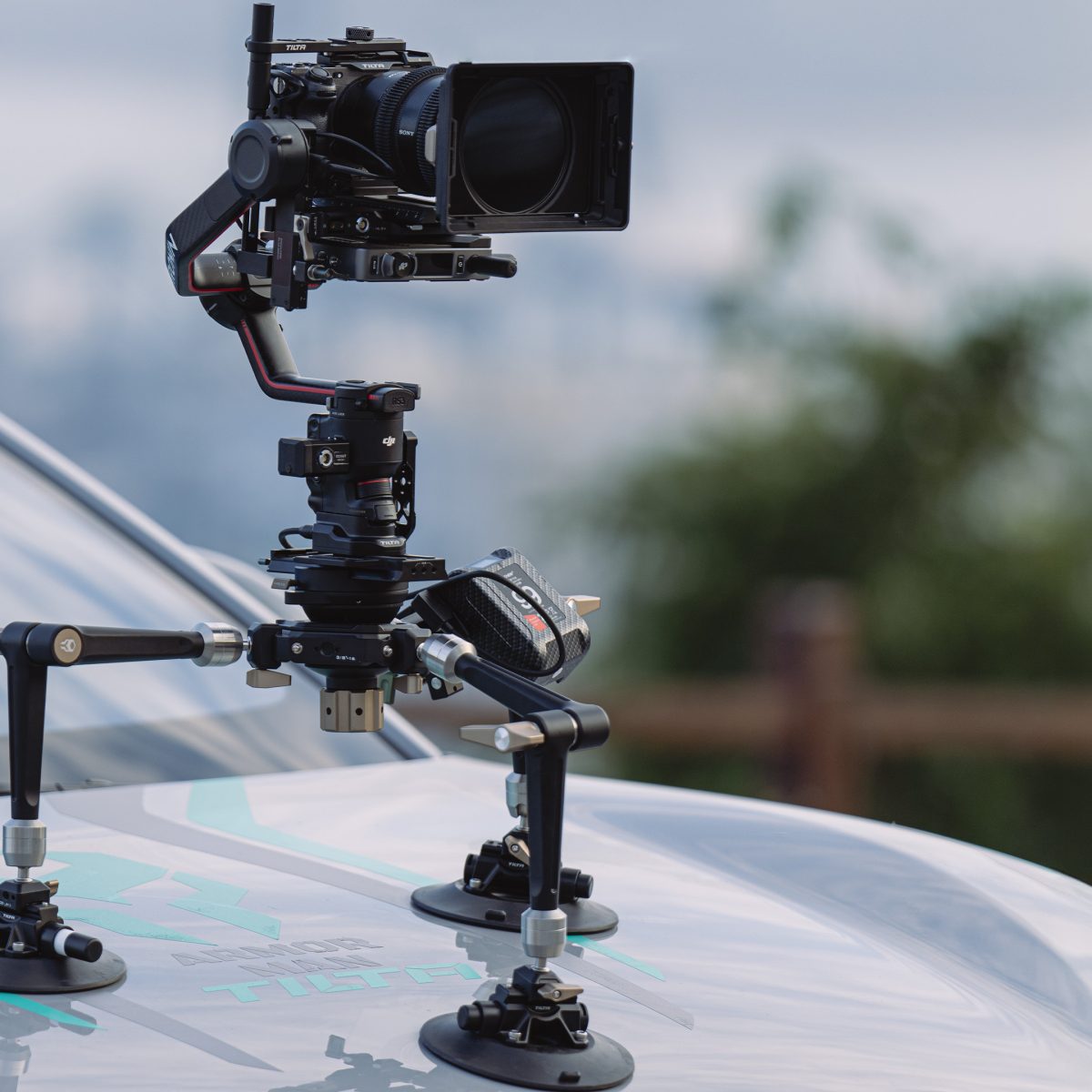 Hydra Articulating Car Mounting System | Tilta